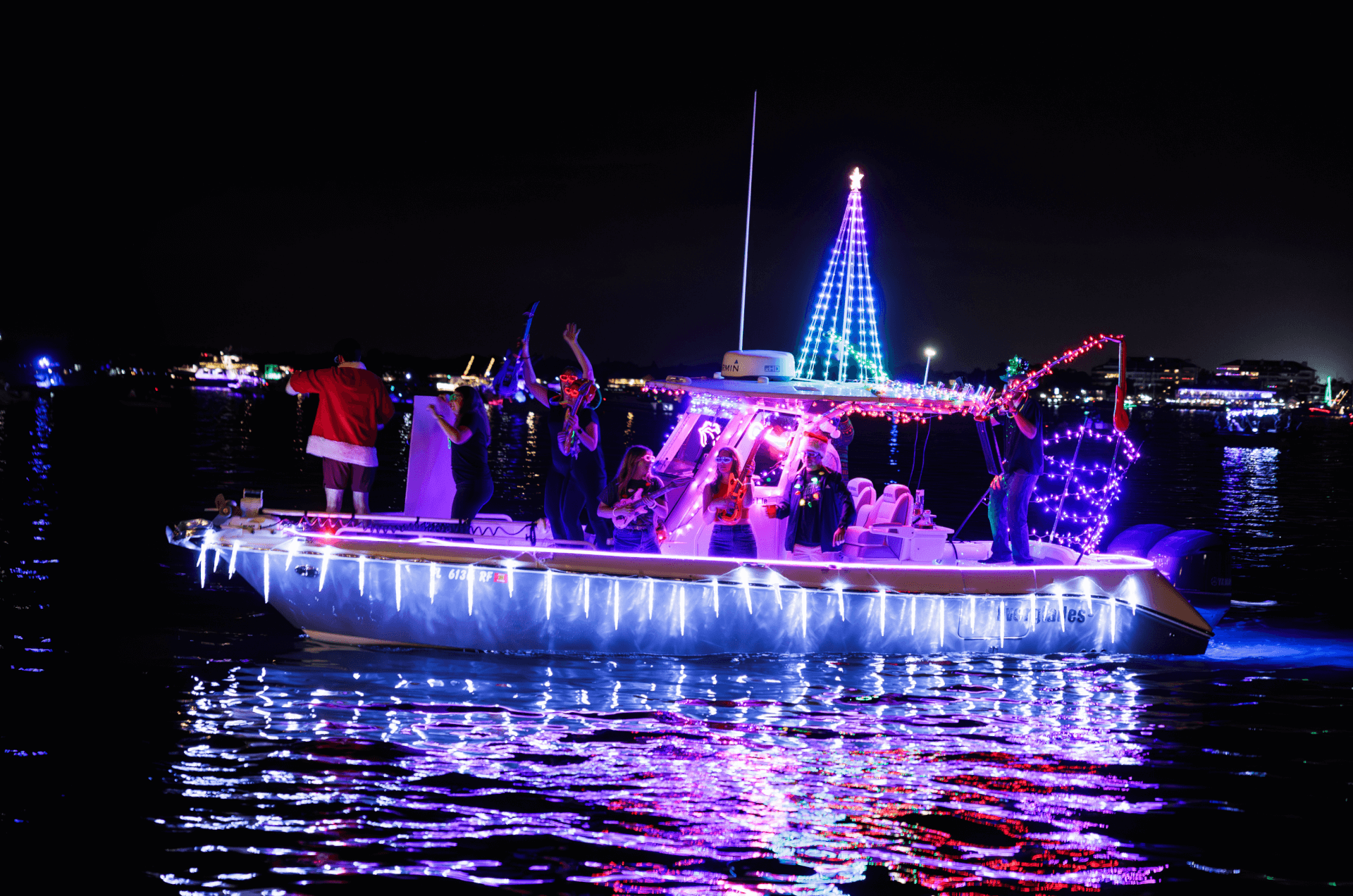 Manatee River Holiday Boat Parade | Bradenton Gulf Islands